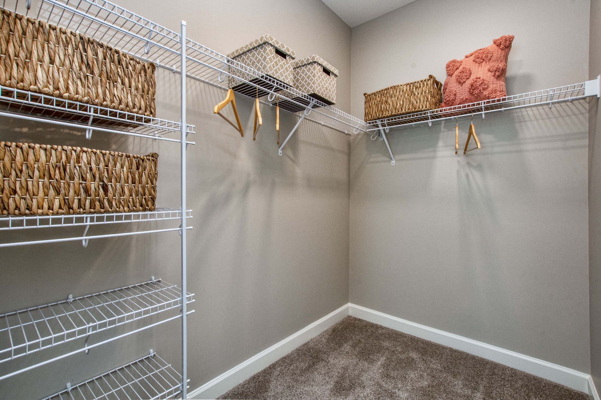 Lakeside Grand Martin Model Pictures - Waterman Village